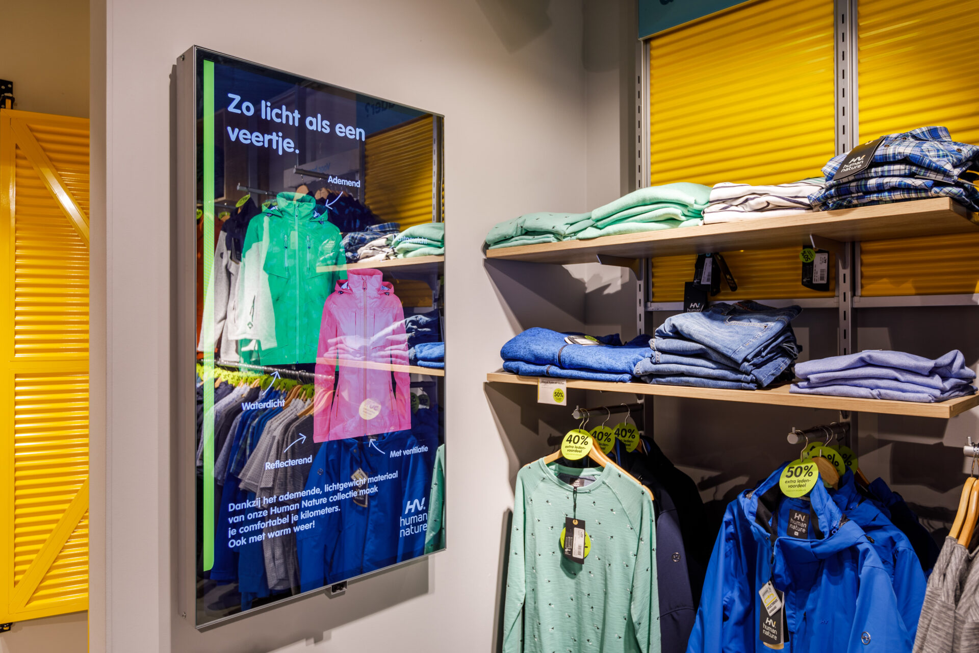 Flagship store - First Impression