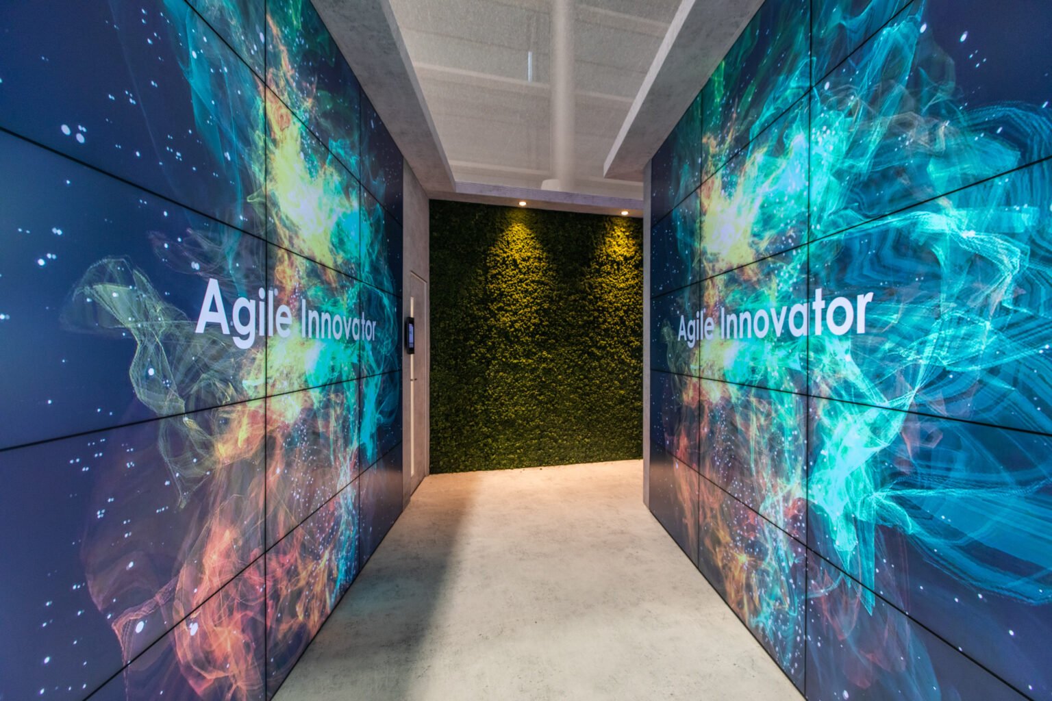 First Impression - Digital signage, AV technology & content